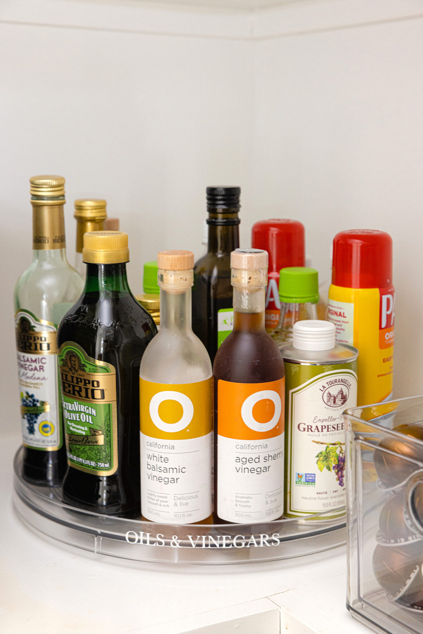 MY TIPS FOR ORGANIZING A PANTRY | Design Darling